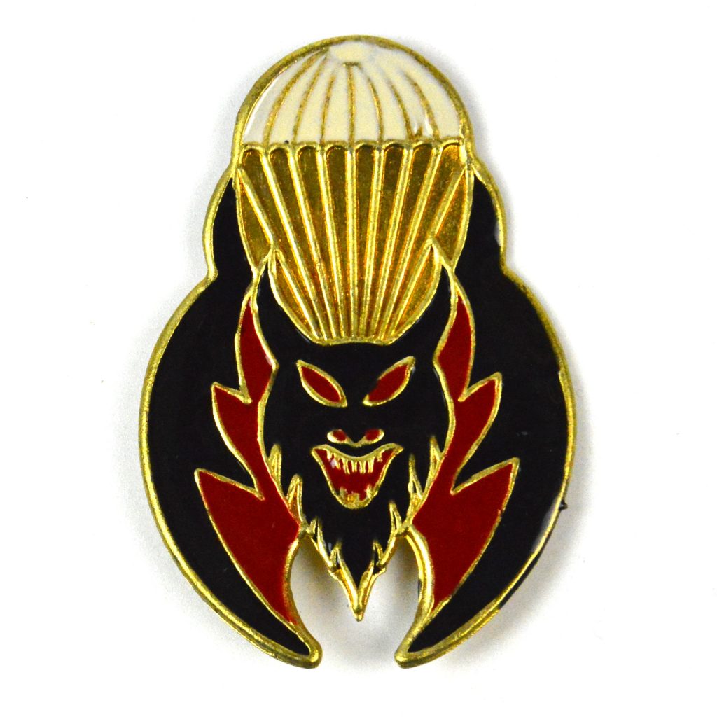 Egyptian Airborne Commando Battalion Badge - Jeremy Tenniswood Militaria