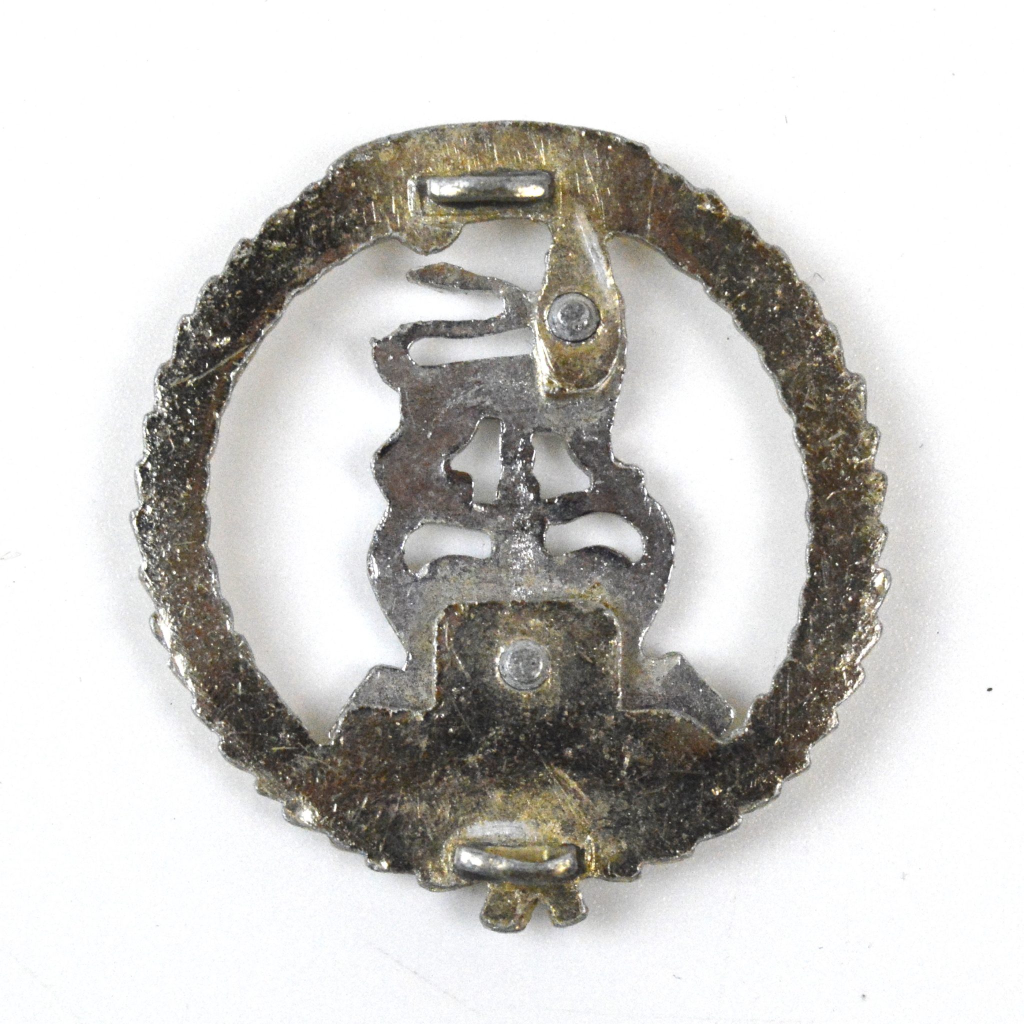 Mons Officer Cadet School Anodised Belt Badge - Jeremy Tenniswood Militaria Mons Officer Cadet School Anodised Belt Badge - Jeremy Tenniswood Militaria