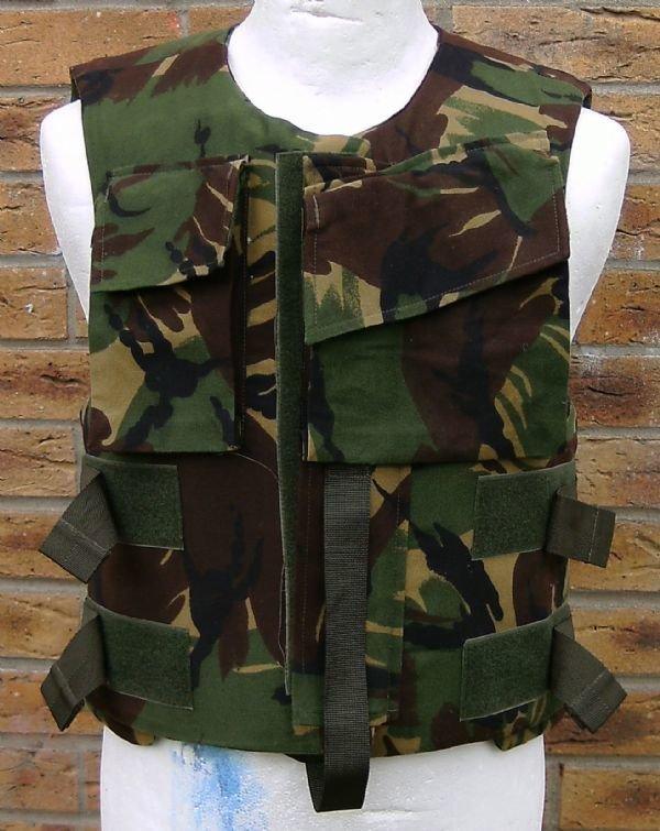 BRITISH COMBAT BODY ARMOUR in Green Woodland Camo - Jeremy Tenniswood ...