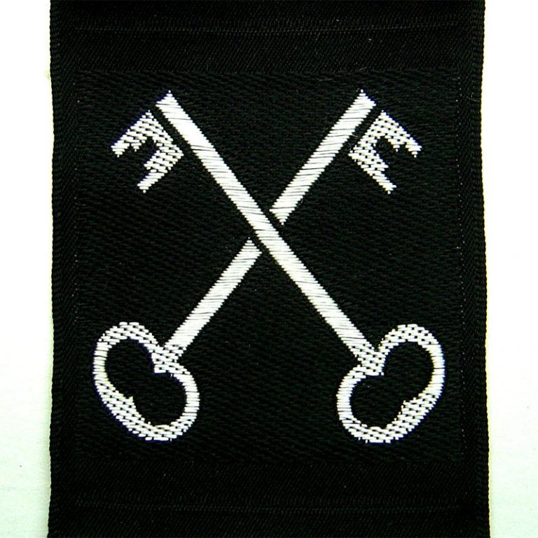British 2nd INFANTRY DIVISION machine embroidered White 'Crossed Keys ...