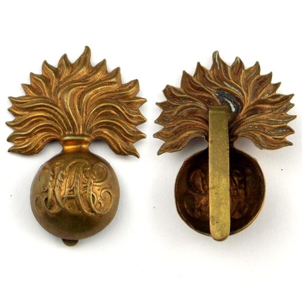 ROYAL DEVON YEOMANRY, ROYAL HORSE ARTILLERY KC gilding metal Cap badge ...