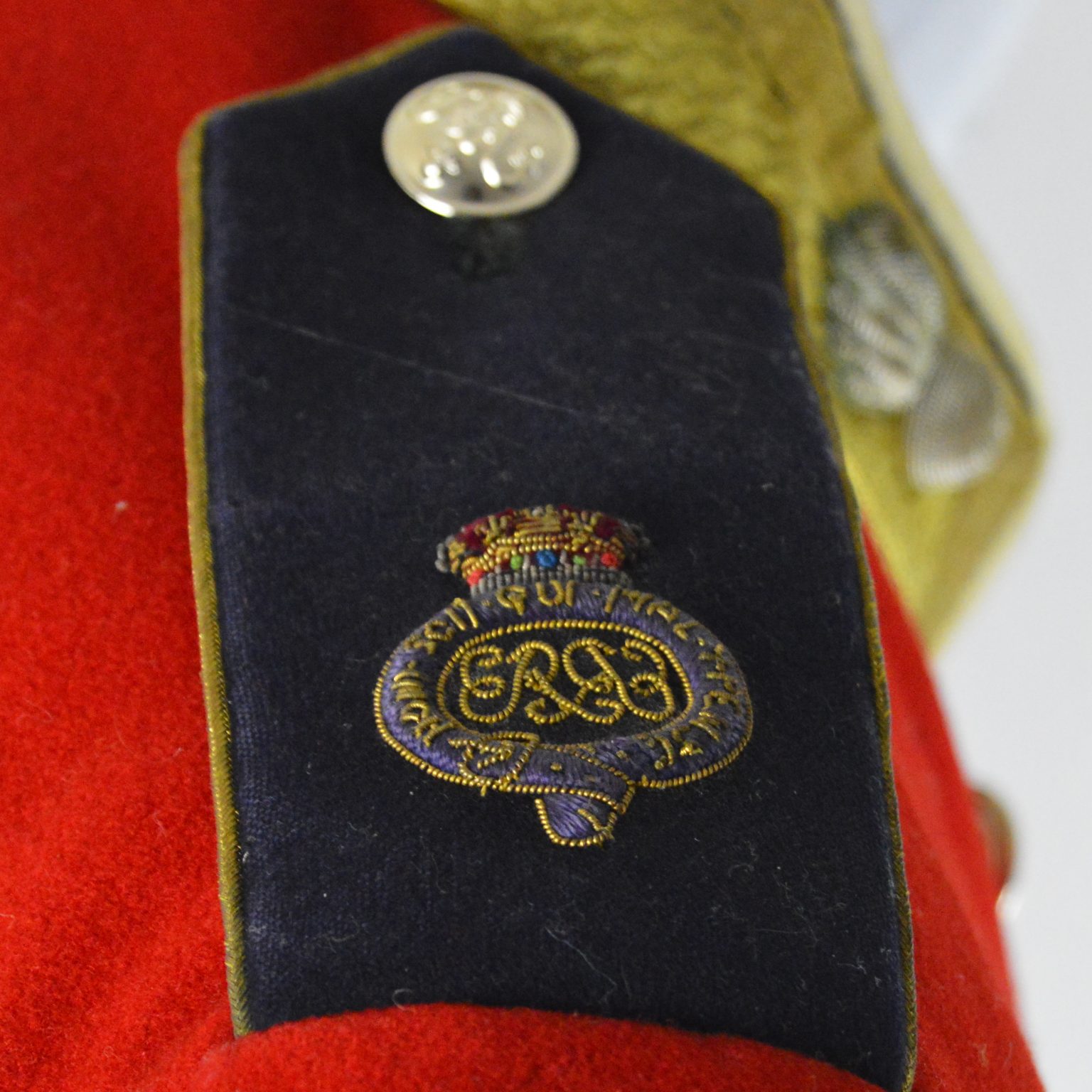 Grenadier Guards Colour Sergeant Parade Scarlet Tunic - Tenniswood ...