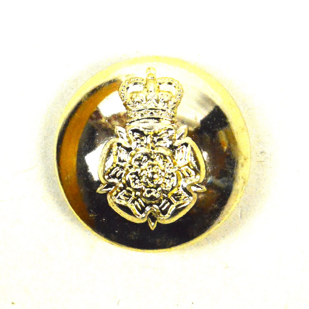 Royal Military Police Button (19mm), Anodised - Jeremy Tenniswood Militaria