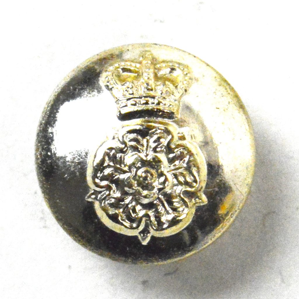 Royal Military Police Button (19mm), Anodised - Jeremy Tenniswood Militaria