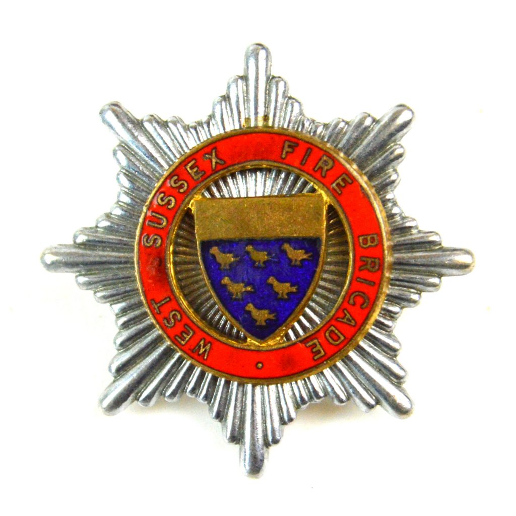 Auxiliary Fire Service Cap Badge - Fire Brigade Badges | Militaria.co.uk