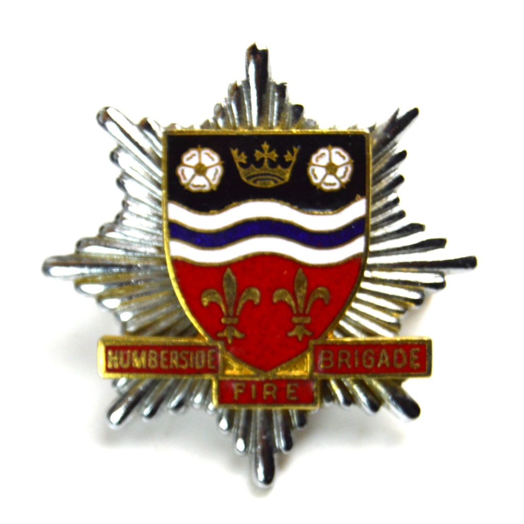 Humberside Fire Brigade Cap Badge - Jeremy Tenniswood Militaria