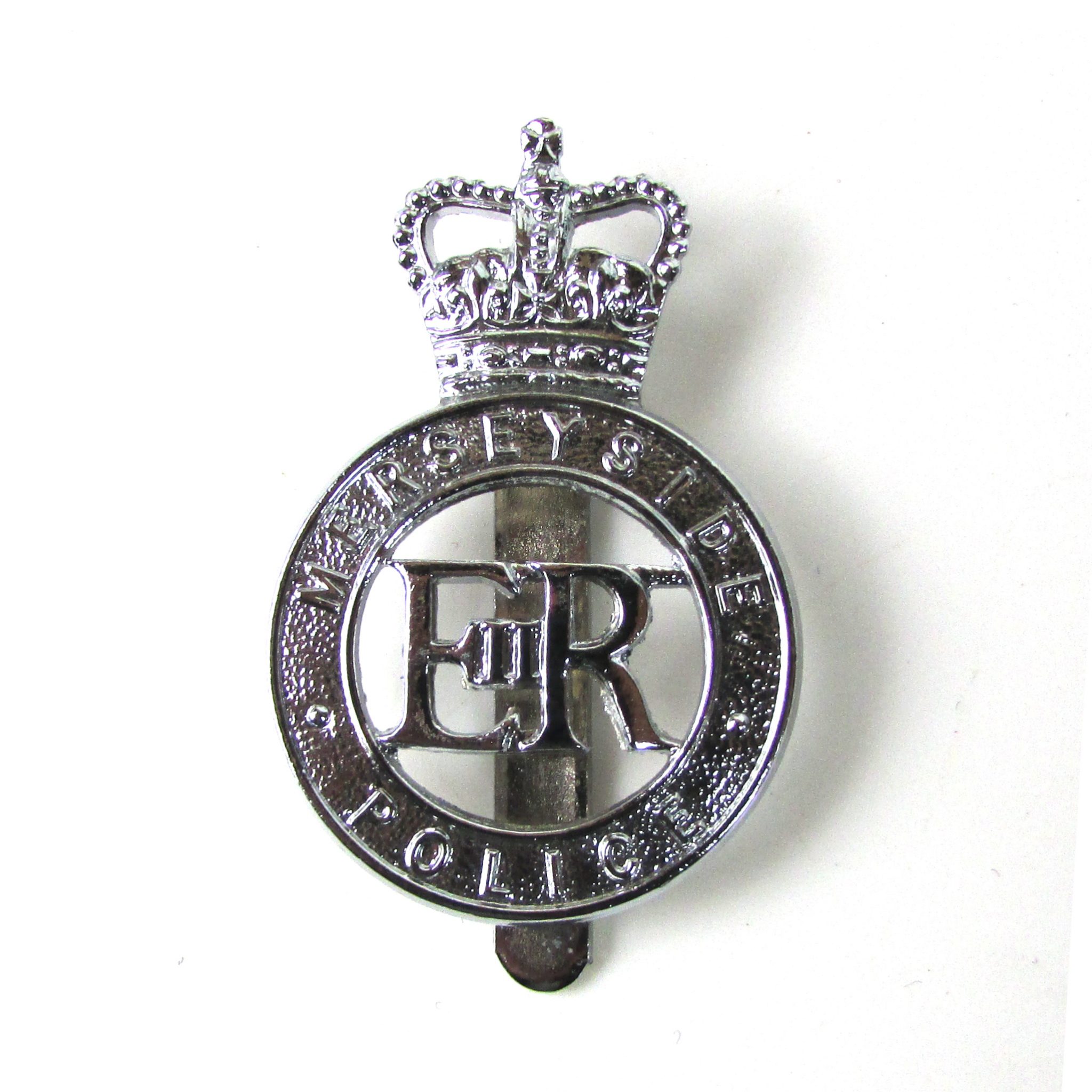 Merseyside Police Chrome Cap Badge, ERII - Jeremy Tenniswood Militaria