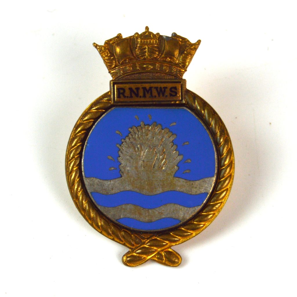Royal Naval Mine Watching Service (RNMWS) Enamel Beret Badge - Jeremy ...